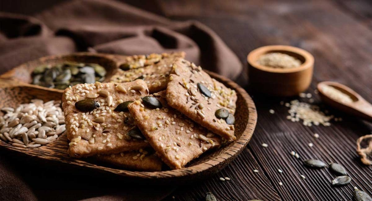 Garlic Parmesan Flaxseed Crackers | Cabot Health